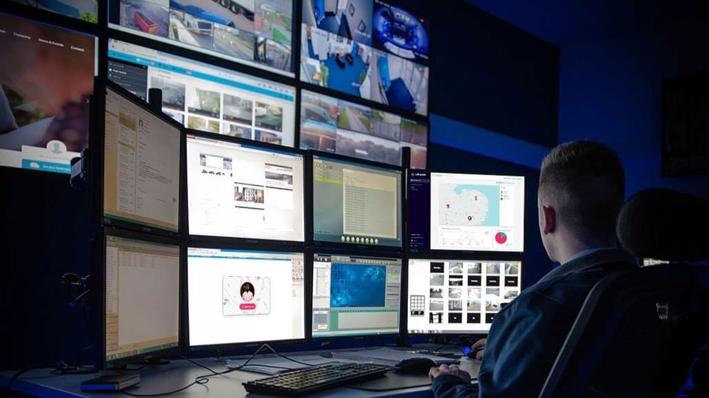 Best Lone Worker Devices and Solutions | Safepoint Lone Worker Apps and ...